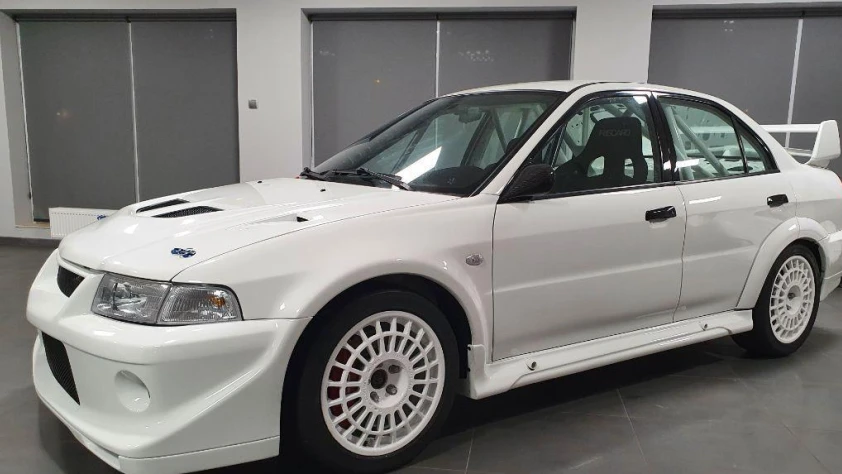 Mitsubishi Lancer Evo VI RS 2000 - 50 000 EUR - Otoklasyki.pl