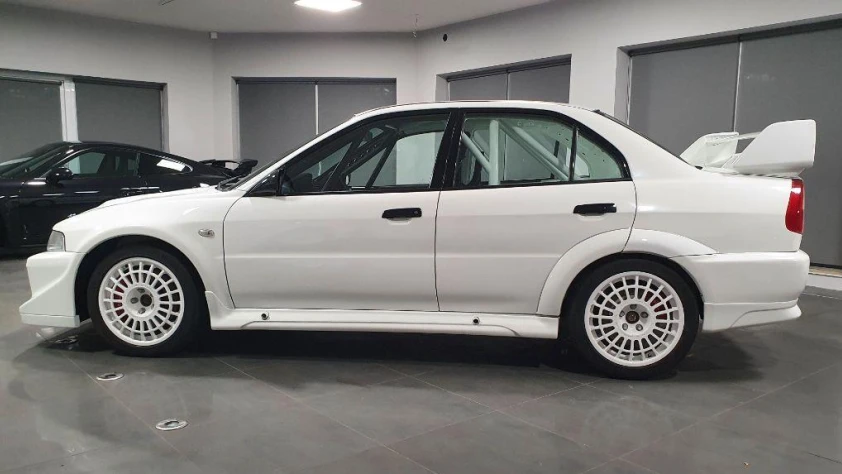 Mitsubishi Lancer Evo VI RS 2000 - 50 000 EUR - Otoklasyki.pl