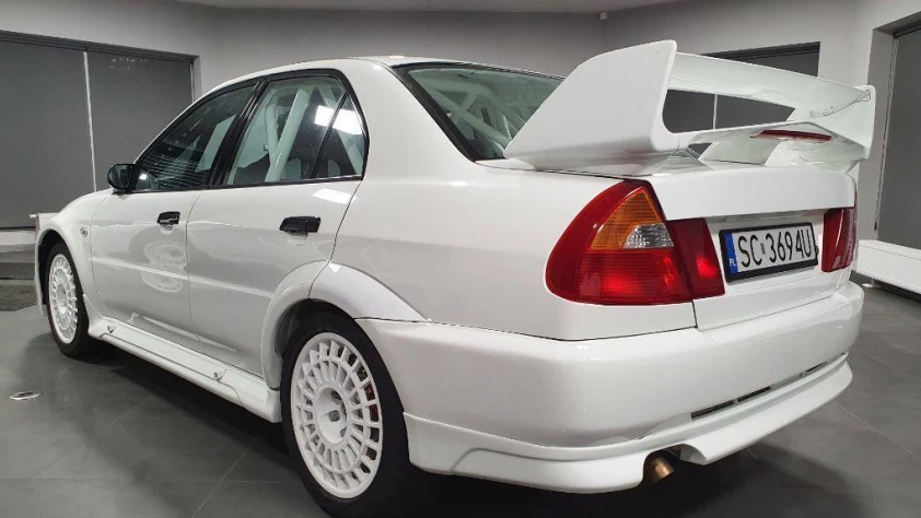 Mitsubishi Lancer Evo VI RS 2000 - 50 000 EUR - Otoklasyki.pl