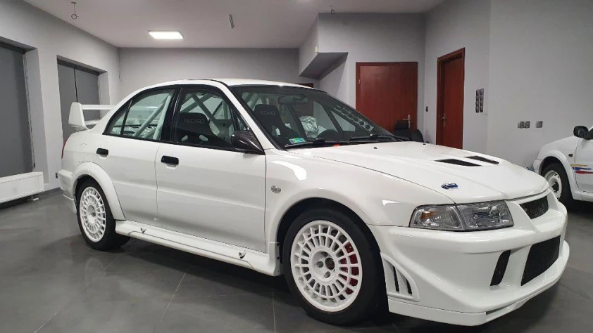 Mitsubishi Lancer Evo VI RS 2000 - 50 000 EUR - Otoklasyki.pl
