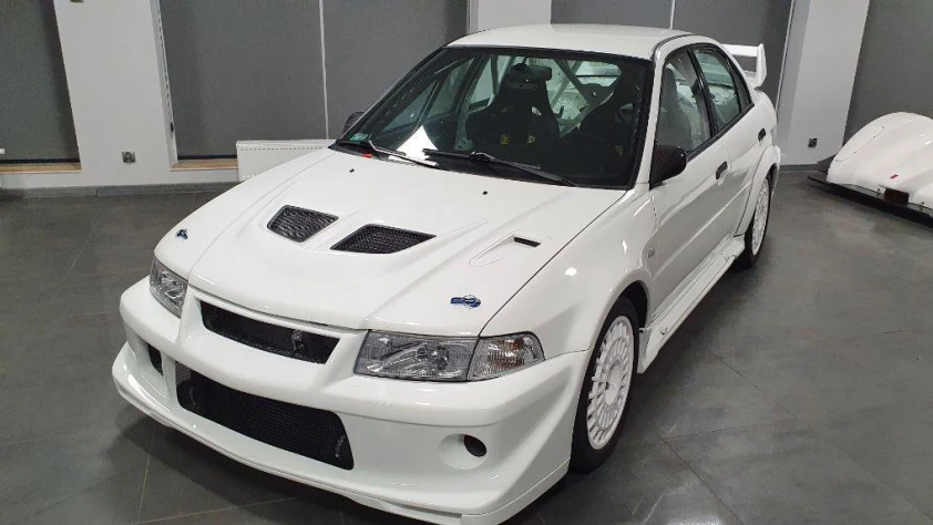 Mitsubishi Lancer Evo VI RS 2000 - 50 000 EUR - Otoklasyki.pl